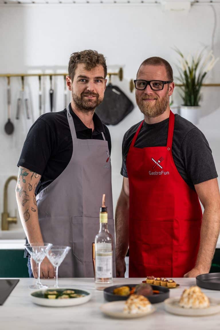 Herligt sommermåltid: Se opskriften med fyldt kylling her - GastroFun.dk
